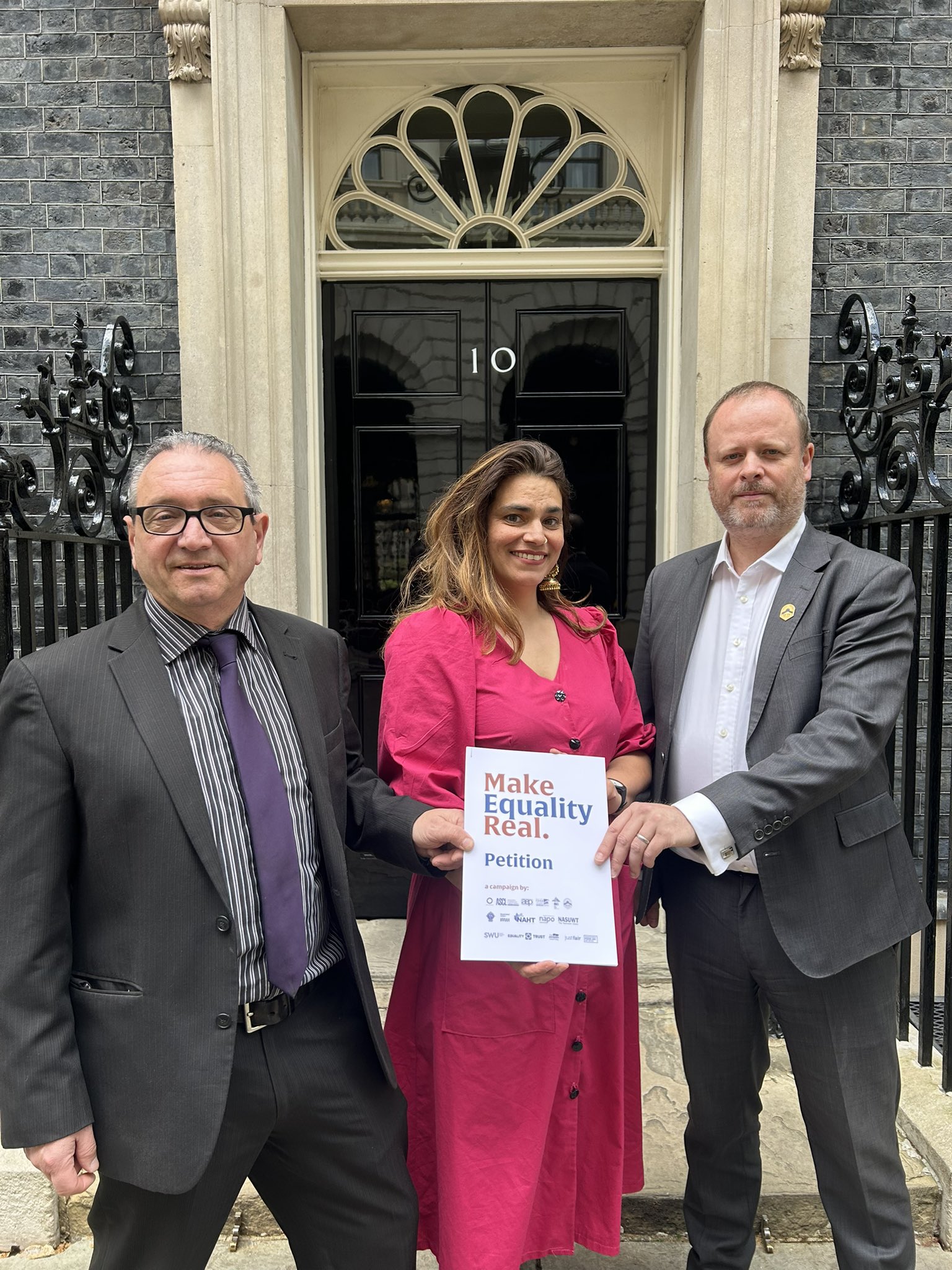 Social workers report housing crisis for children - SWU Social Workers ...